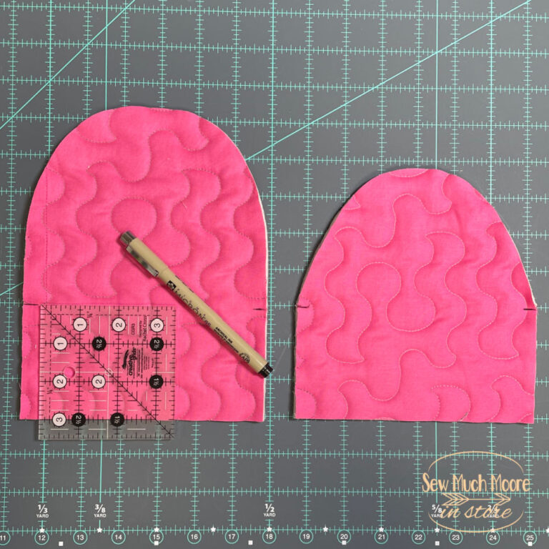 How to Make a Mini Oven Mitt with AccuQuilt - Sew Much Moore