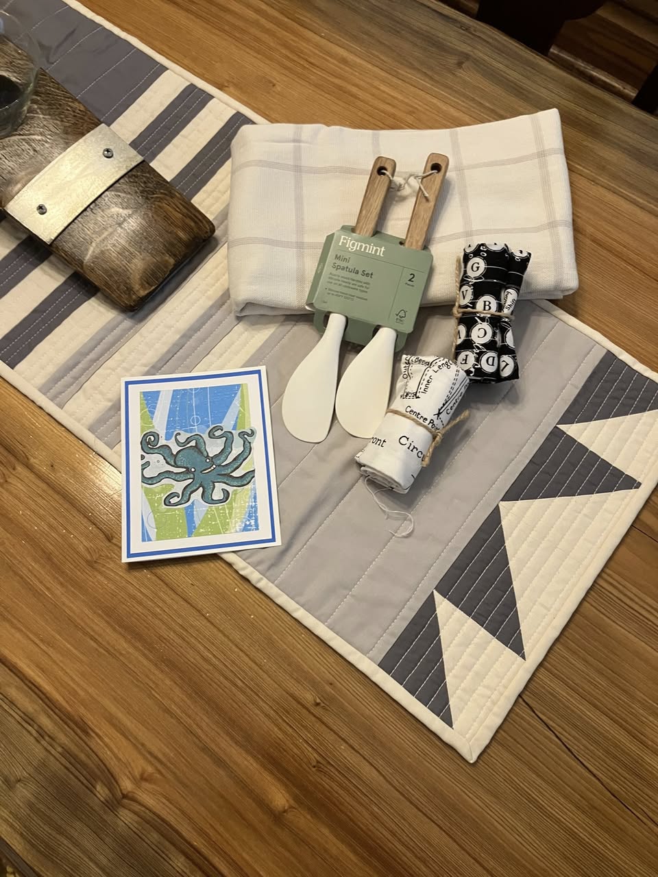 Table Runner Swap Recap - Sew Much Moore