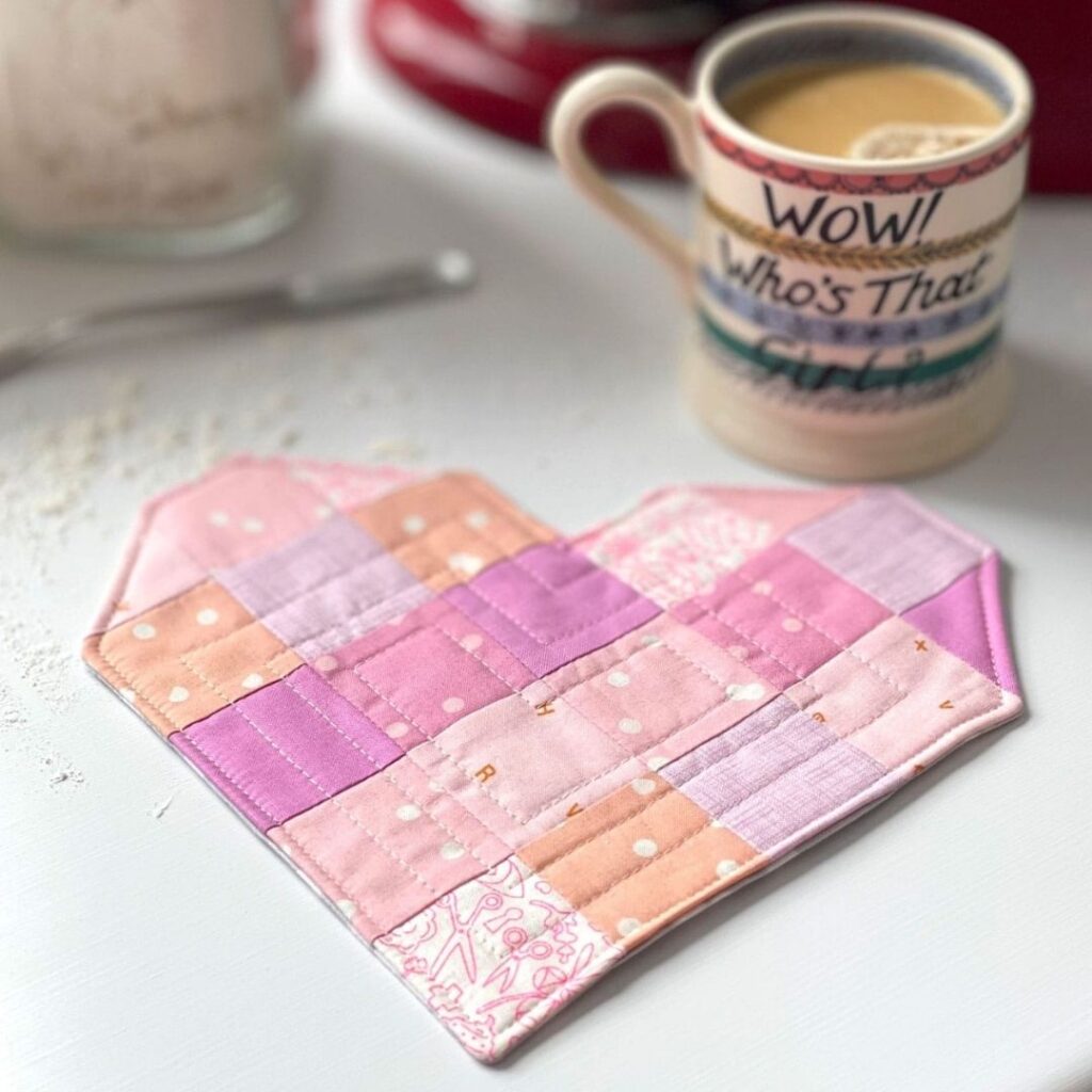 Valentine’s Mug Rug Inspiration - Sew Much Moore